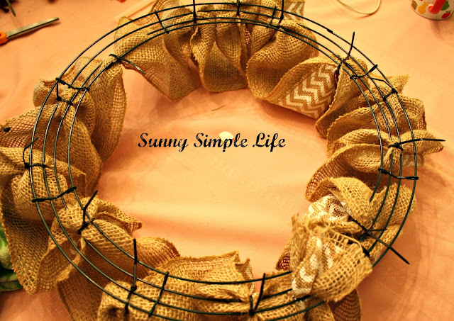 Sunny Simple Life: Harvest Burlap Wreath Tutorial